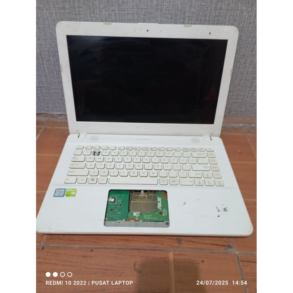 Jual Laptop Asus X441U Notebook PC Core i3 Kondisi mati gambling unit ...