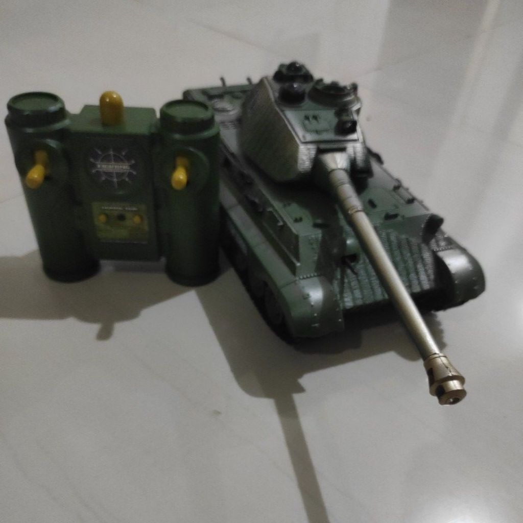 Jual RC TANK KING TIGER (BEKAS) BACA DESKRIPSI! | Shopee Indonesia