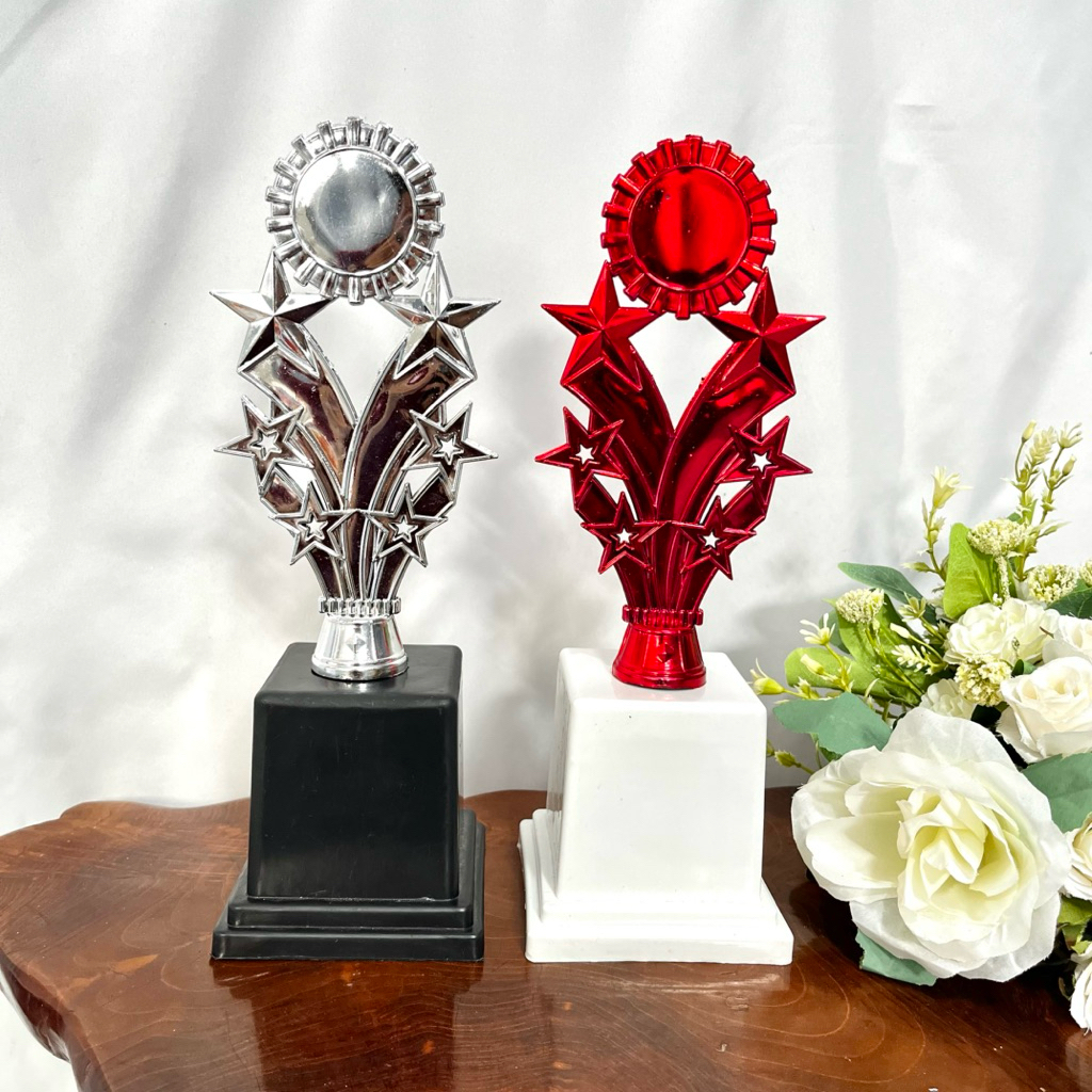 Jual Piala/Trophy Lomba Agustusan Hadiah Agustusan Lomba 17an Lomba 17 ...