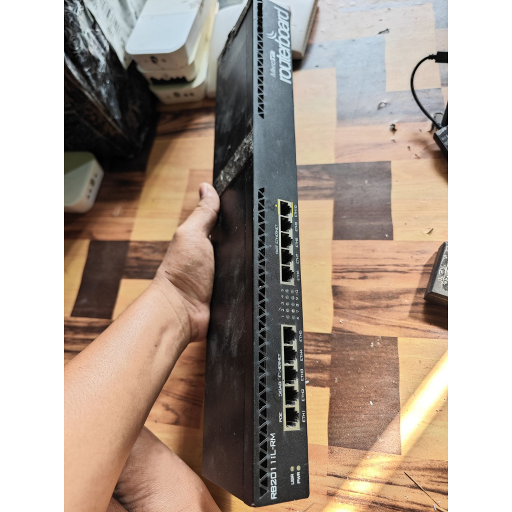 Jual mikrotik rb2011IL-IN | Shopee Indonesia