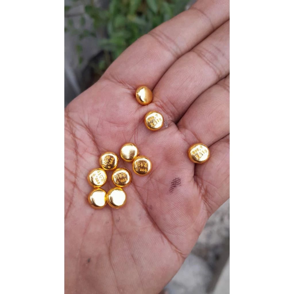 Jual emas mini bulat pipih kuningan sari 8 mm | Shopee Indonesia