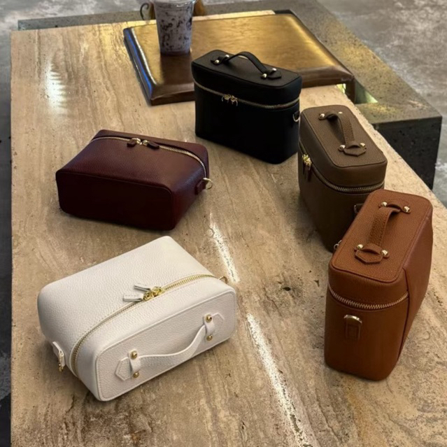 Jual MOANNA Vanity Small Bag Genuine Leather Tas KULAS | Shopee Indonesia