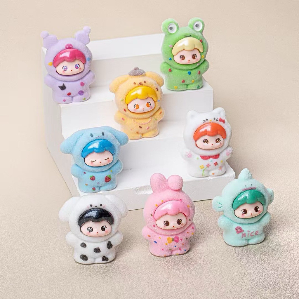Jual Mini Action Figure Labubu Topi, Labubu Pita, Cute Baby Elephant ...