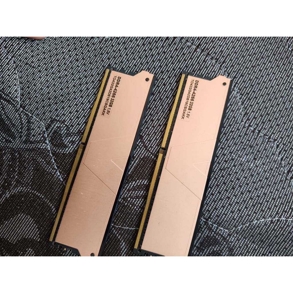 Jual V-Color SKYWALKER PLUS DDR4 4266Mhz 64GB (2x32GB) - Golden Armis ...