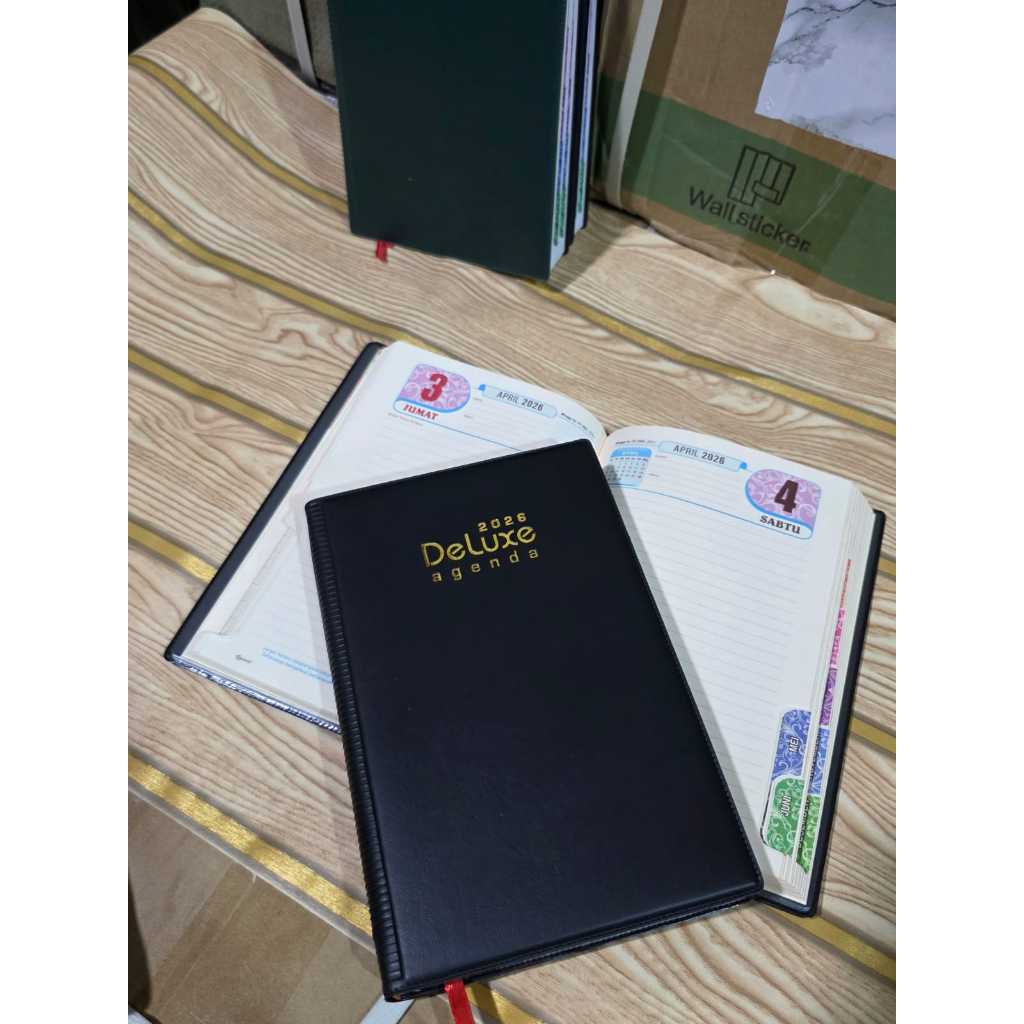 Jual BUKU AGENDA KERJA DELUXE KERTAS KREAM DAN PUTIH 2026 - ISI PUTIH RANDM | Shopee Indonesia