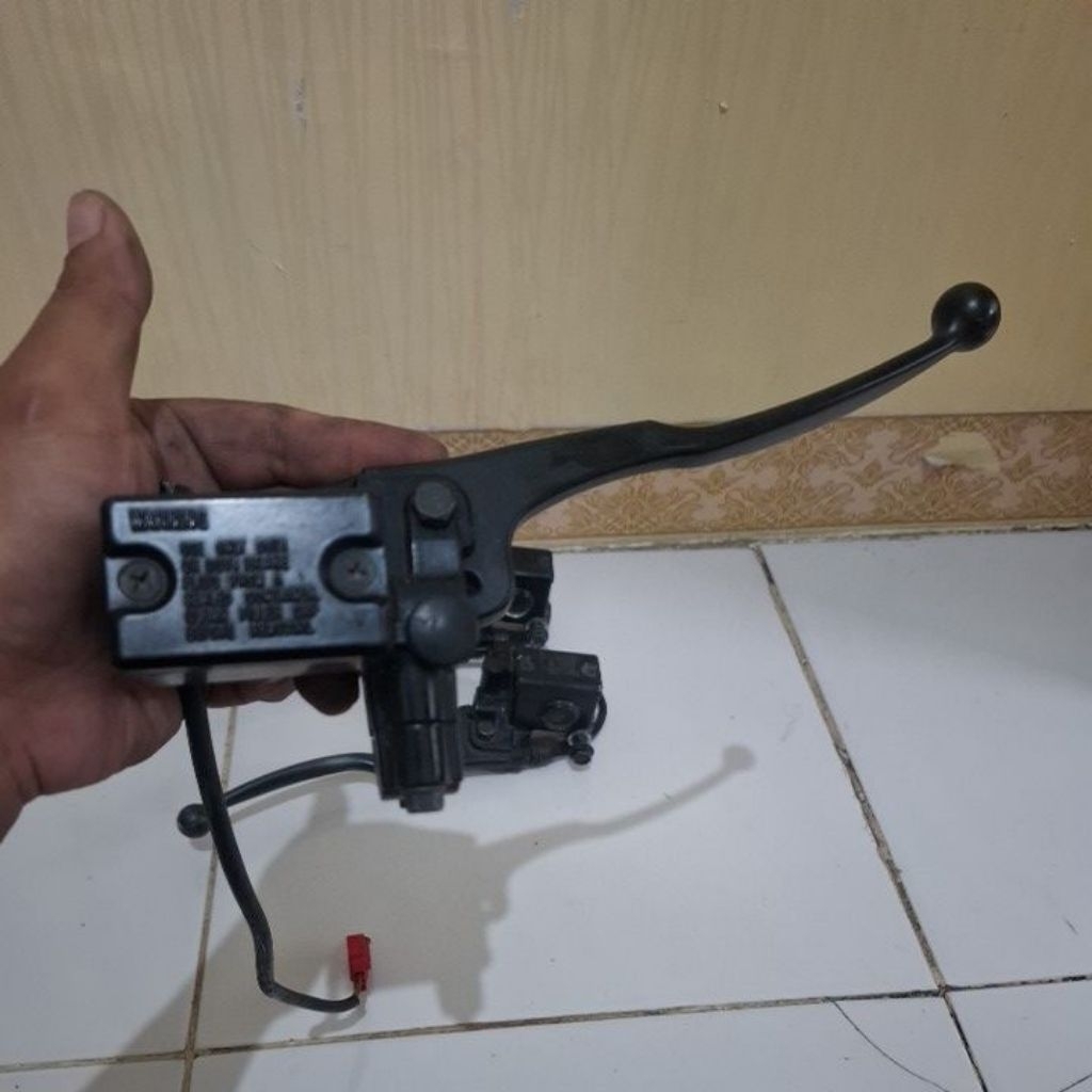 Jual Master Rem assy set hendle Yamaha Vixion R15 Xsr155 Xabre | Shopee ...