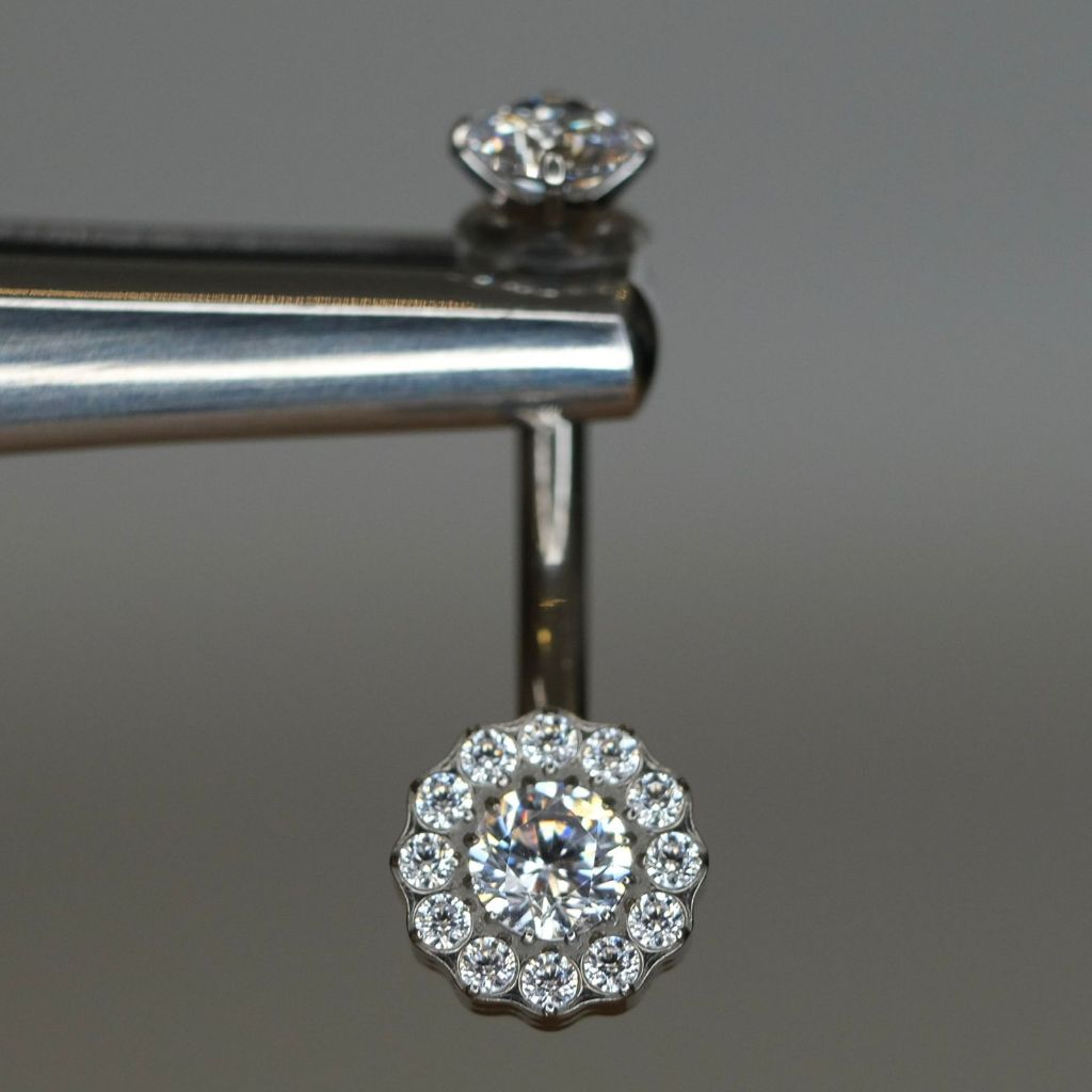 Jual Anting Belly / Pusar /Navel Piercing Flower Round CZ 10mm | Shopee ...