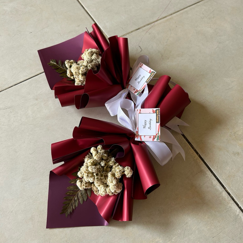 Jual Buket Bunga Edelweis Buket edelweis mini / Bunga edelweish kering ...
