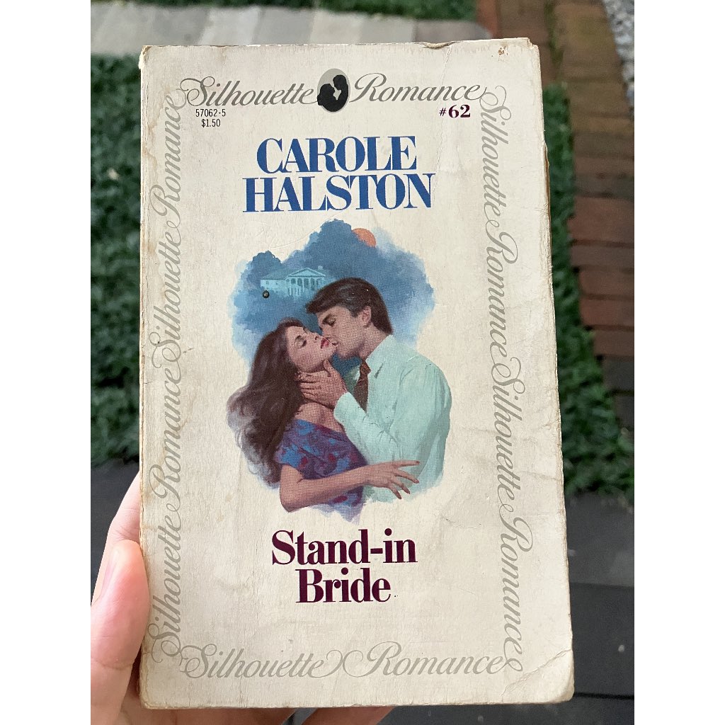 Jual Buku Stand-in Bride Carole Halston (Bahasa Inggris) | Shopee Indonesia