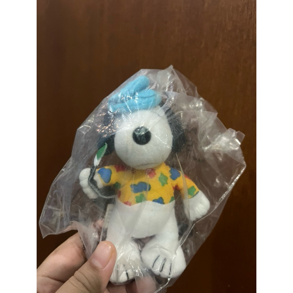 Jual Boneka snoopy McD peanuts original Snoopy pelukis snoopy artist | Shopee Indonesia