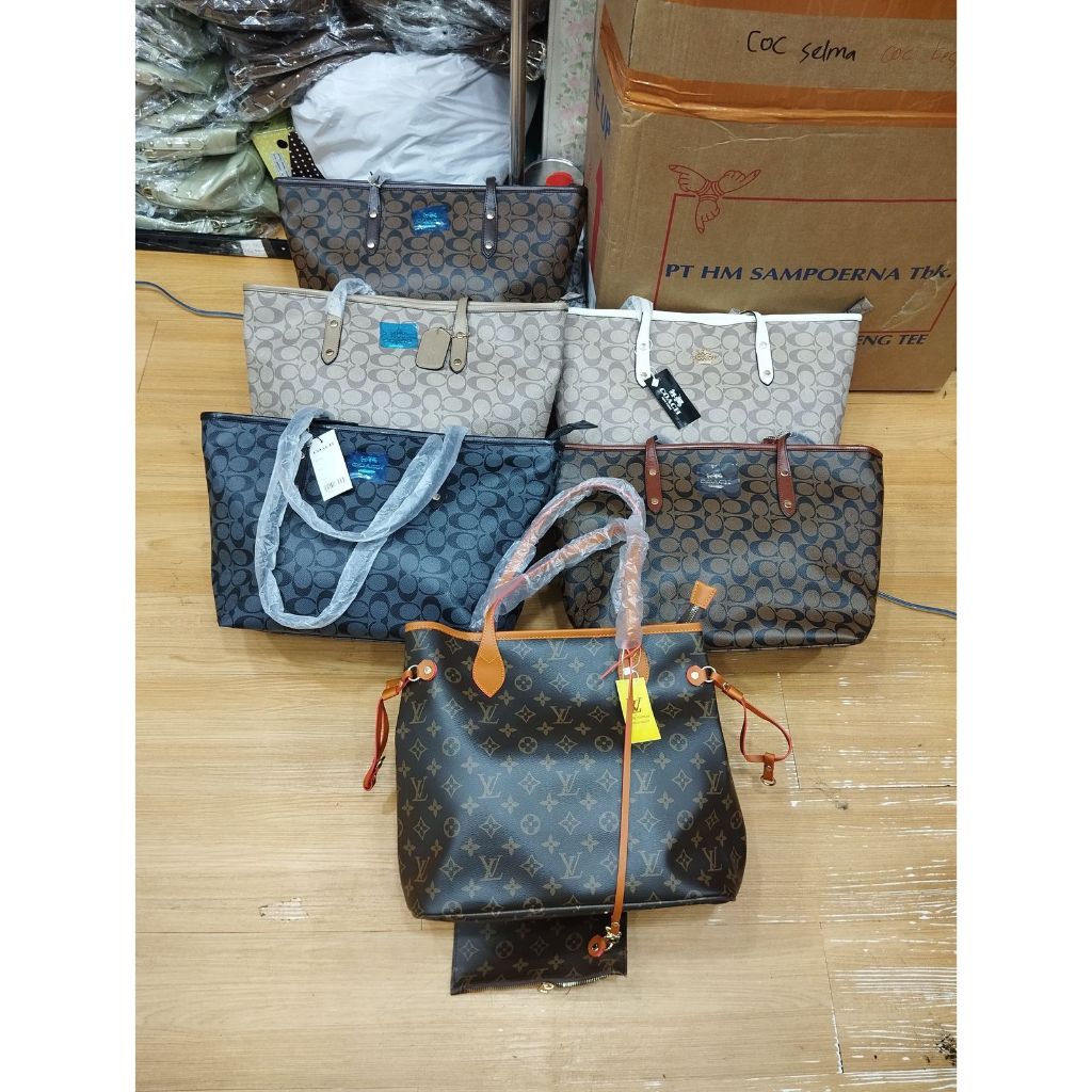 Jual Totebag wanita cocok buat kerja kantor nyantai | Shopee Indonesia