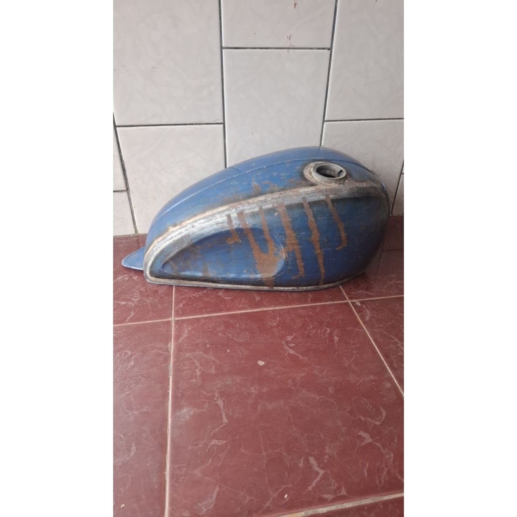 Jual Tangki Custom Tangki British Tangki Triumph Dekok TangkiJapstyle ...