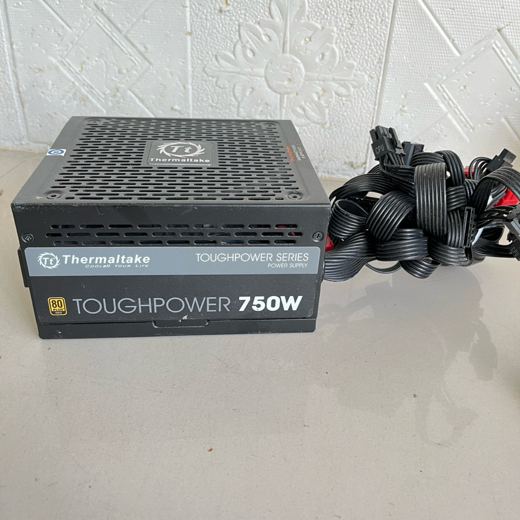 Jual PSU GAMING THERMALTAKE 750W 80+ GOLD MODULAR TOUGPOWER V2 POWER ...