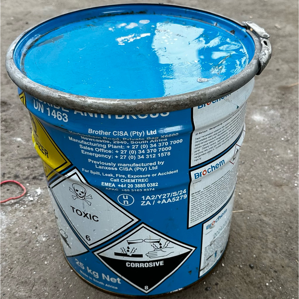 Jual kaleng / ember besi bekas kapasitas 20 liter | Shopee Indonesia