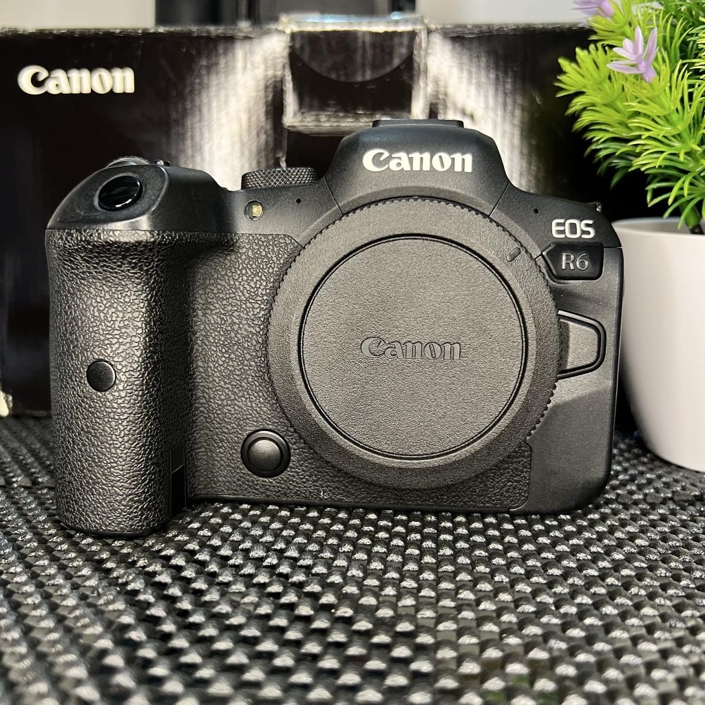 Jual CANON EOS R6 LIKE NEW | Shopee Indonesia