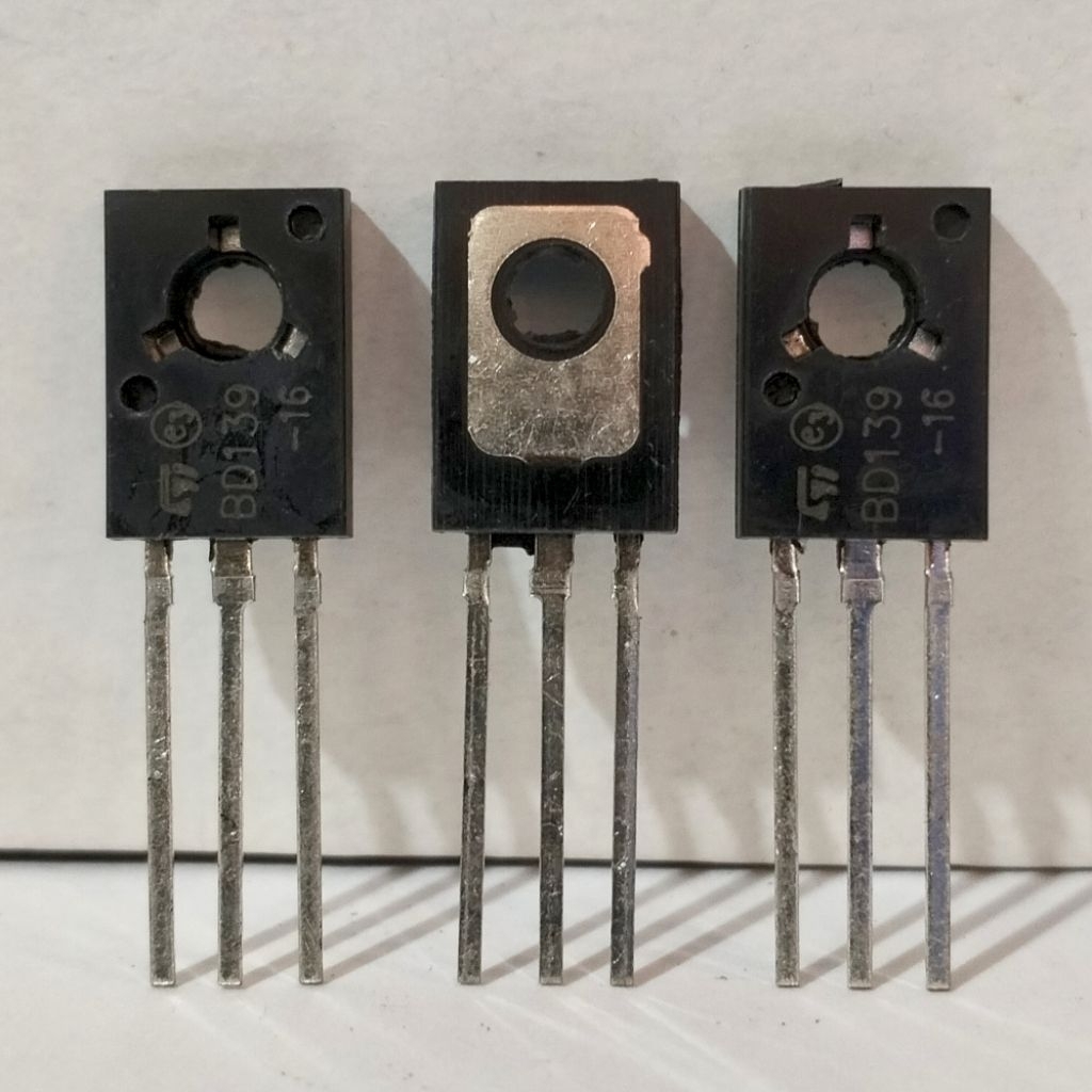 Jual Transistor BD139 ST (10Biji) | Shopee Indonesia