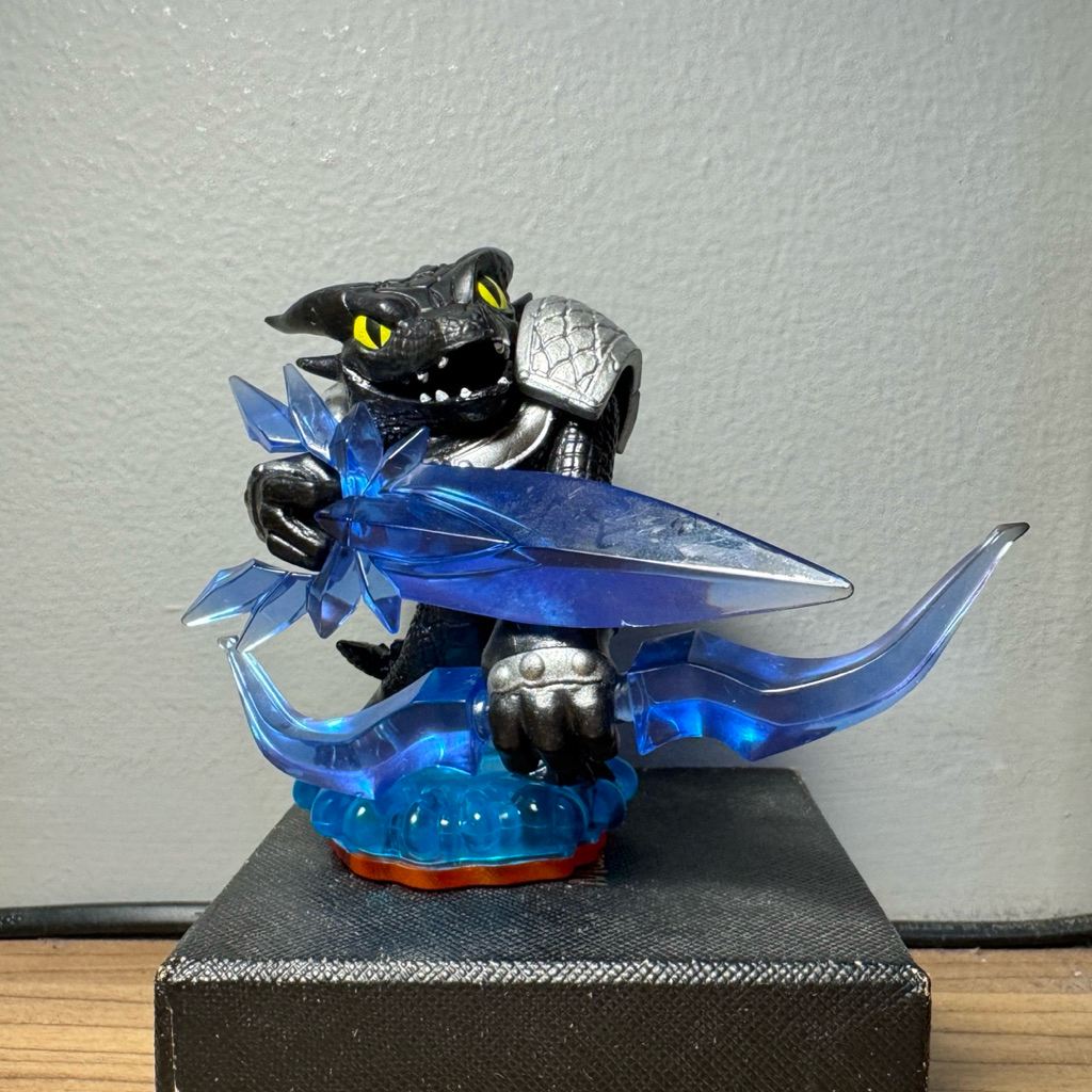 Jual Skylanders : Trap Team Masters - Dark Snap Shot Figure (Exclusive ...