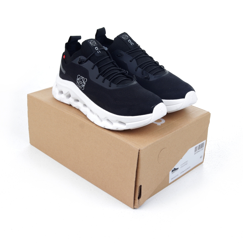 Jual Sepatu On Cloudtilt Loewe Black White | Shopee Indonesia