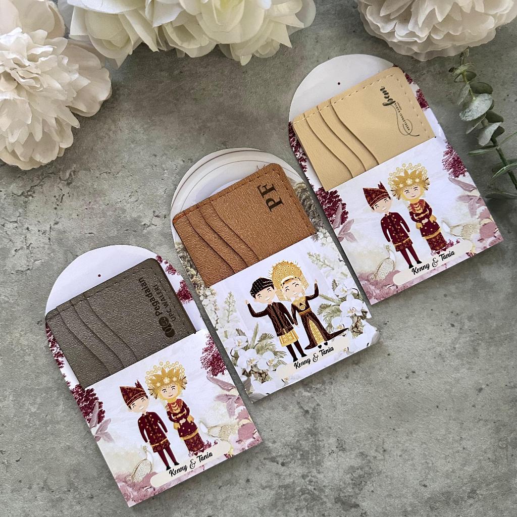 Jual 𝗣𝗥𝗘𝗠𝗜𝗨𝗠 𝗦𝗢𝗨𝗩𝗘𝗡𝗜𝗥 BAJU ADAT cardholder souvenir pernikahan CARD ...