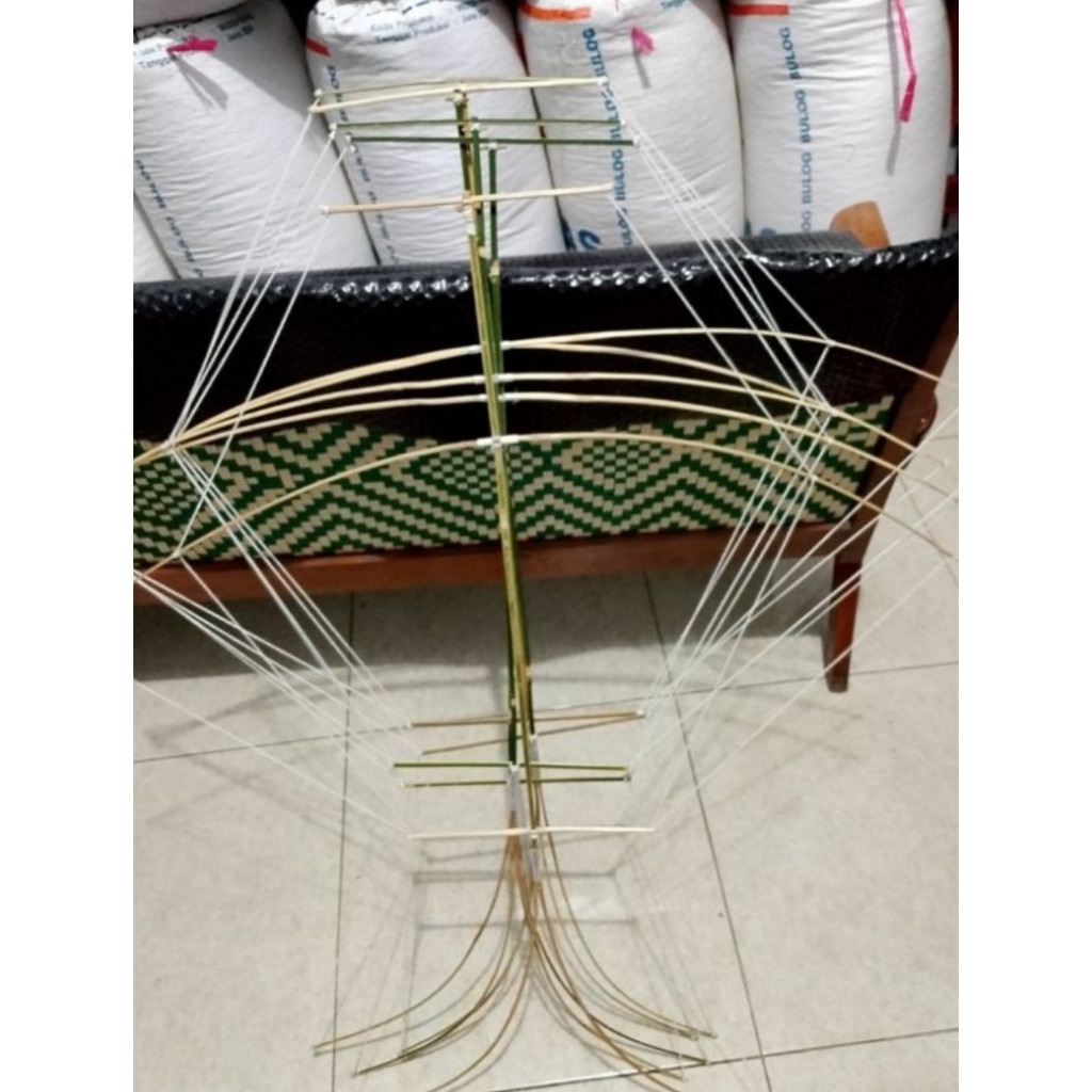 Jual Rangka Kerangka Layangan Cotek Belolong 1 Meter Siap Rakit ...
