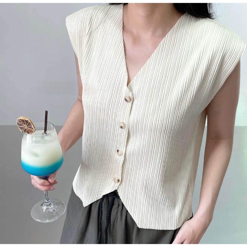 Jual Shea Top Atasan Vest Knit Kancing Sleeveless Wanita - Vest Rompi ...