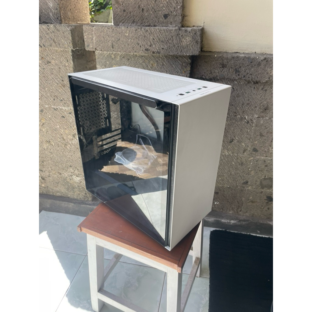 Jual Paket Casing PC Macube 110 dan XPG Pylon 650W | Shopee Indonesia