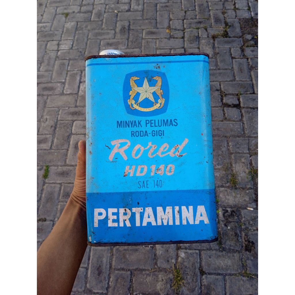 Jual kaleng oli jadul Pertamina jadul | Shopee Indonesia