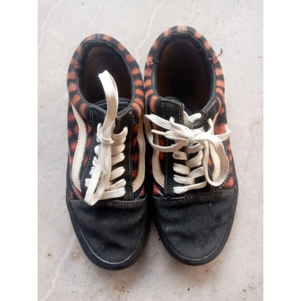 Jual sepatu second branded | Shopee Indonesia