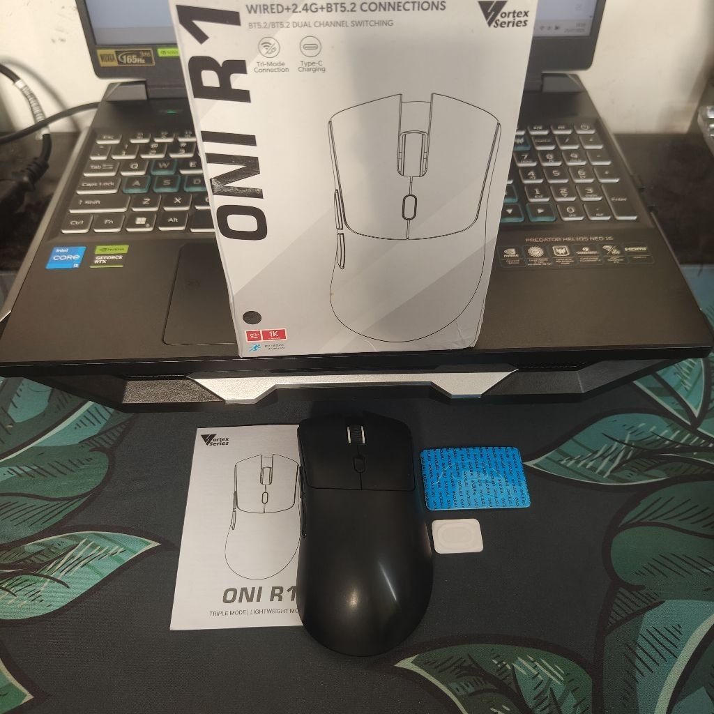 Jual VortexSeries ONI R1 LightWeight Ergonomic Wireless Gaming Mouse ...