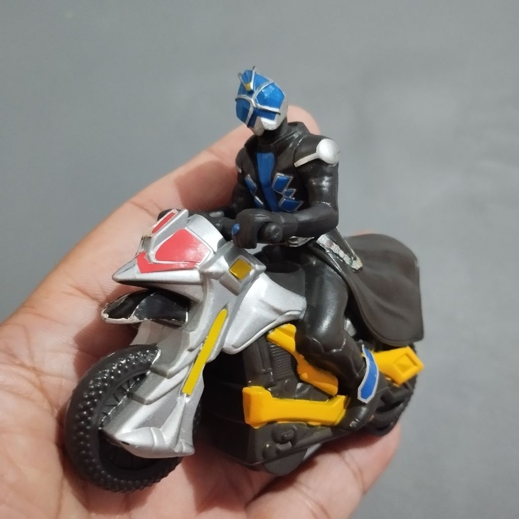 Jual Figure kamen rider wizard water & motor | Shopee Indonesia