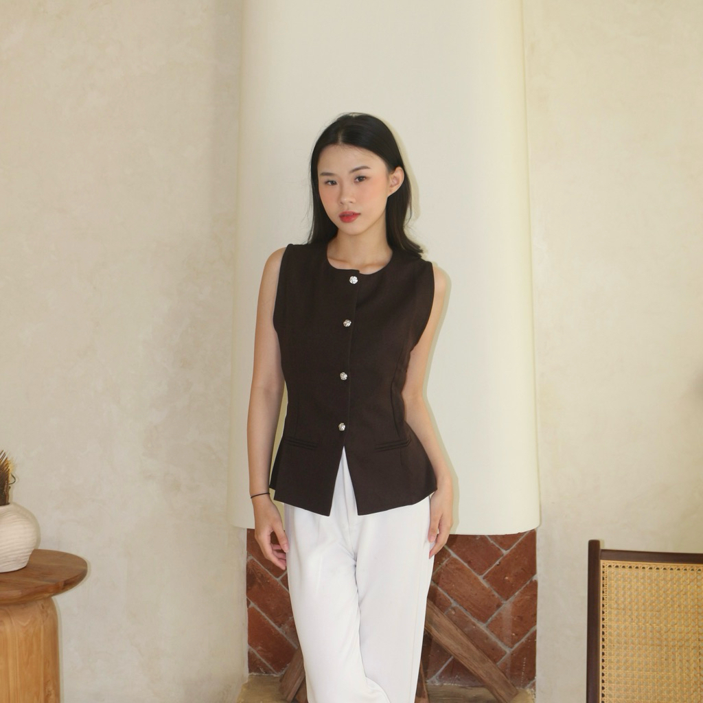 Jual BAECHIC.CO - Luna Vest Top | Atasan Vest Rompi Kancing Wanita Semi ...