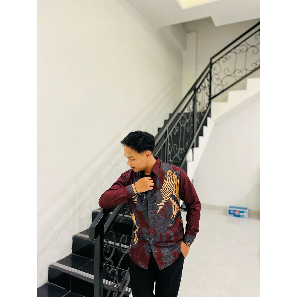 Jual Batik merak merah slimfit full furing | Shopee Indonesia
