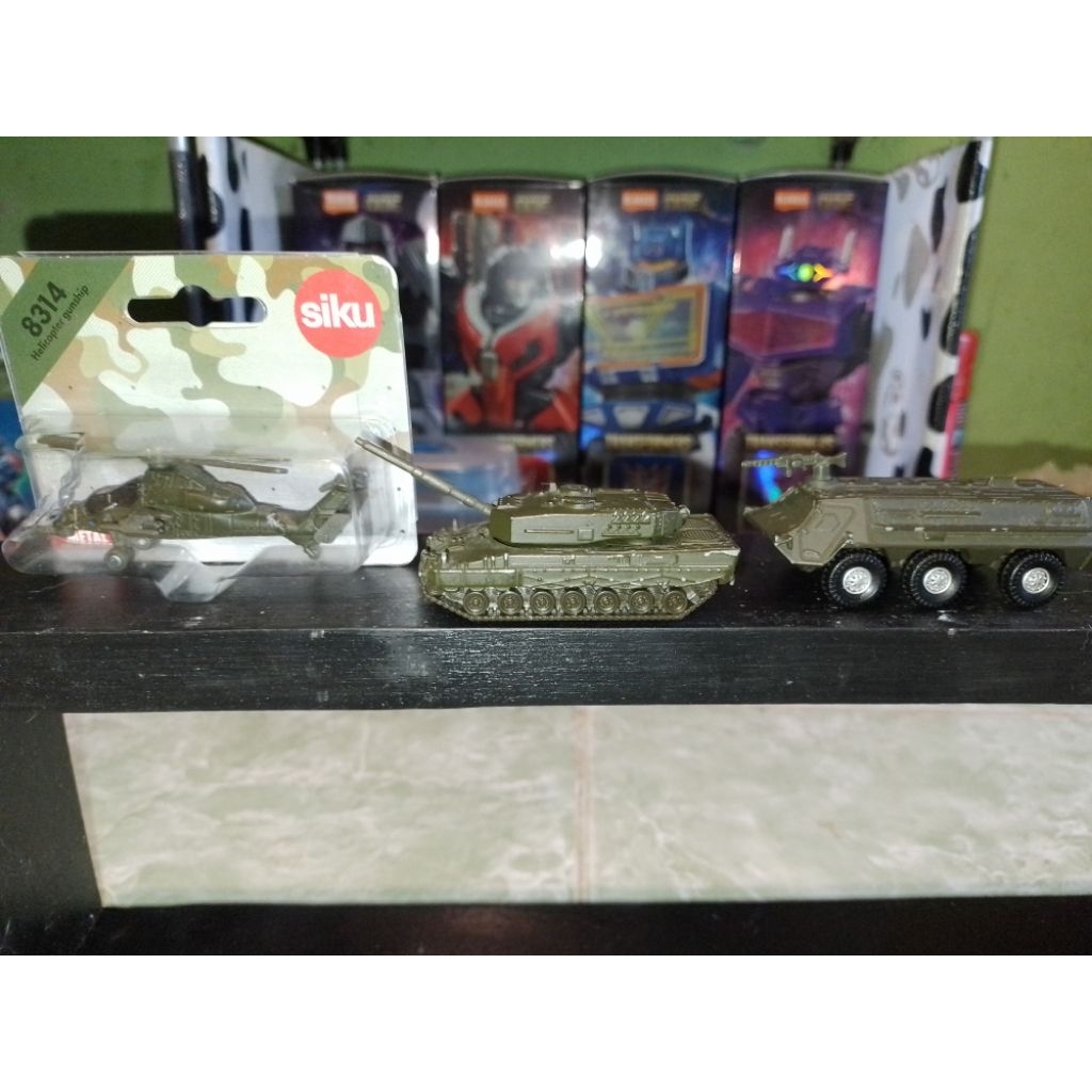 Jual SIKU 0870 Panzer (Tank Leopard) / 0871 Panzer-Spahwagen (APC Fuchs ...