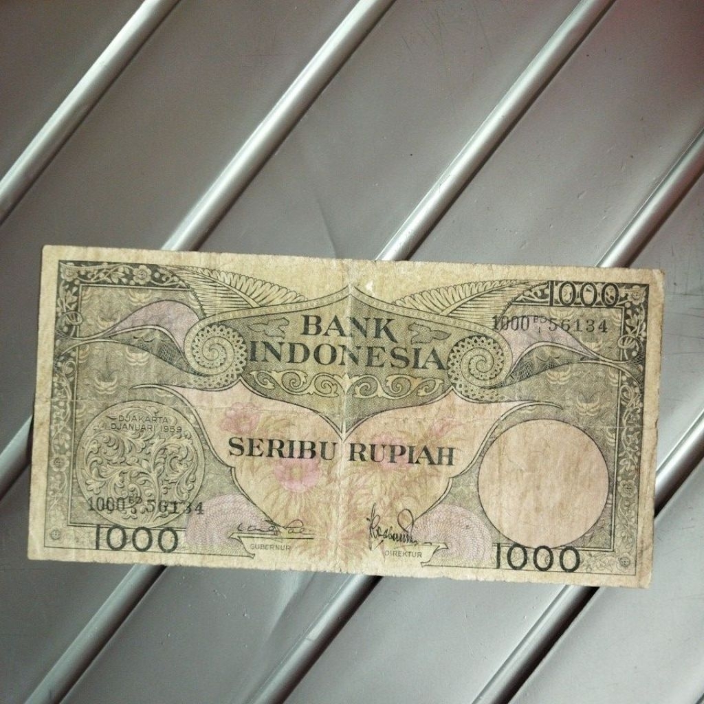 Jual 1000 rupiah seri bunga thn 1959 bekas beredar asli sesuai foto ...