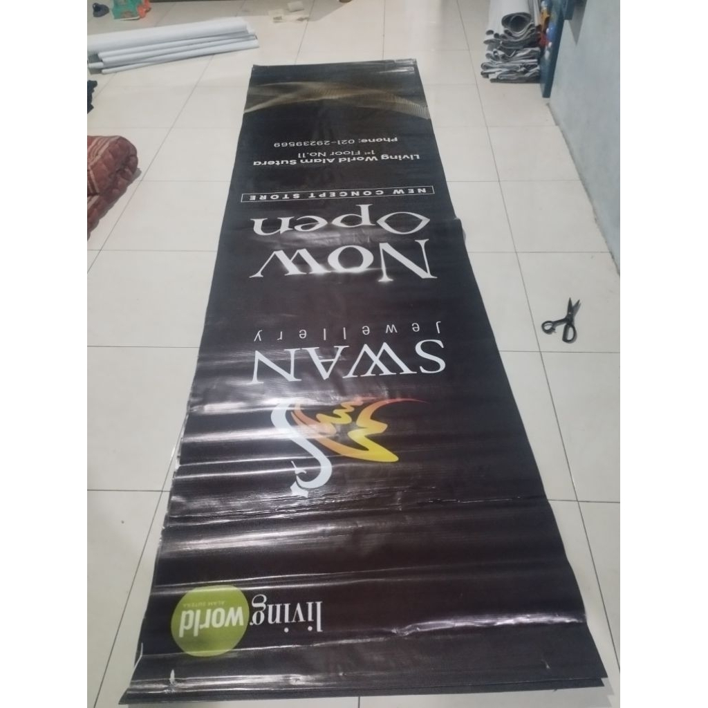 Jual spanduk banner bekas ukuran 1M x 4.8 Meter | Shopee Indonesia