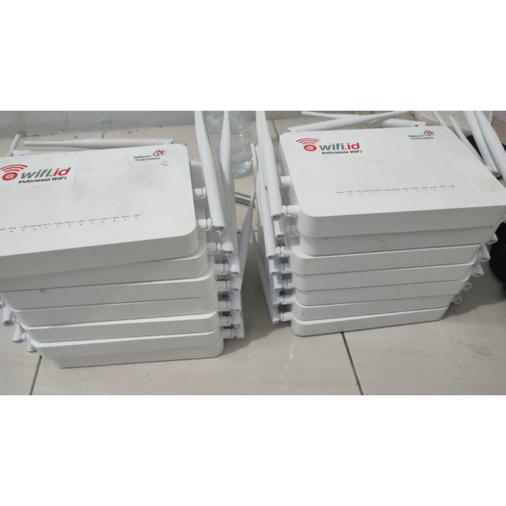 Jual router f670 zte premium 6 antena kondisi normal free adaptor ...