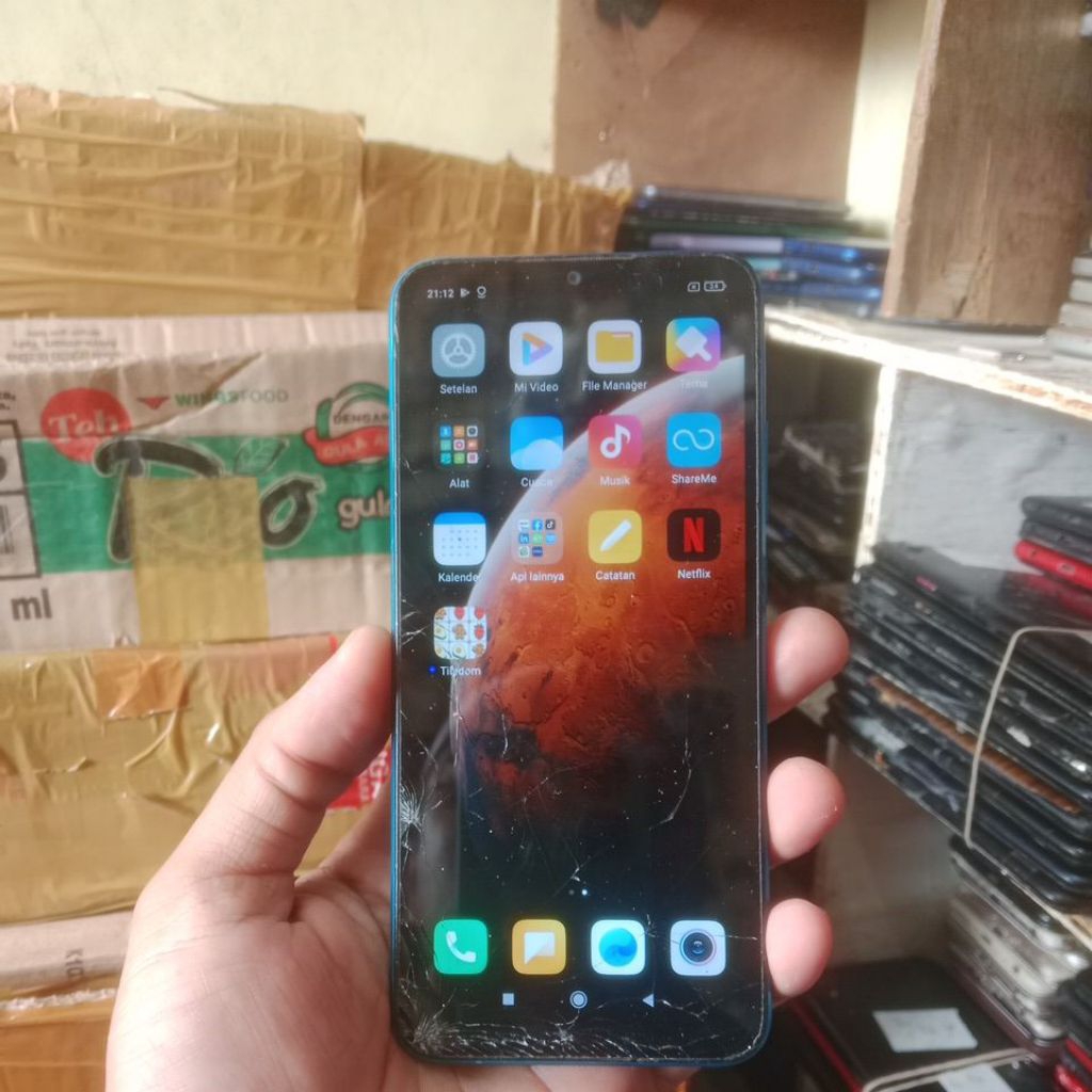 Jual redmi 9a minus retak dan shadow baca deskripsi!!! | Shopee Indonesia