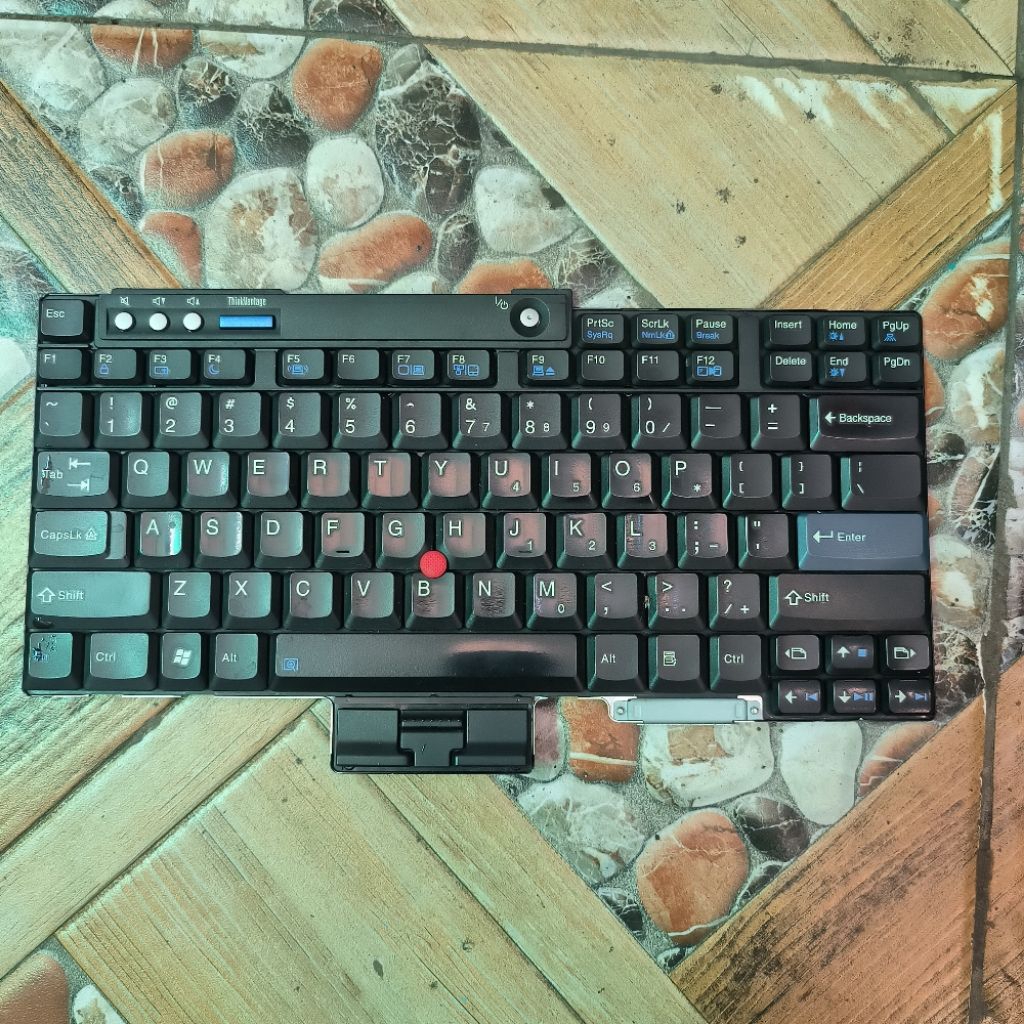 Jual Keyboard Laptop Lenovo Thinkpad R400 T400 | Shopee Indonesia