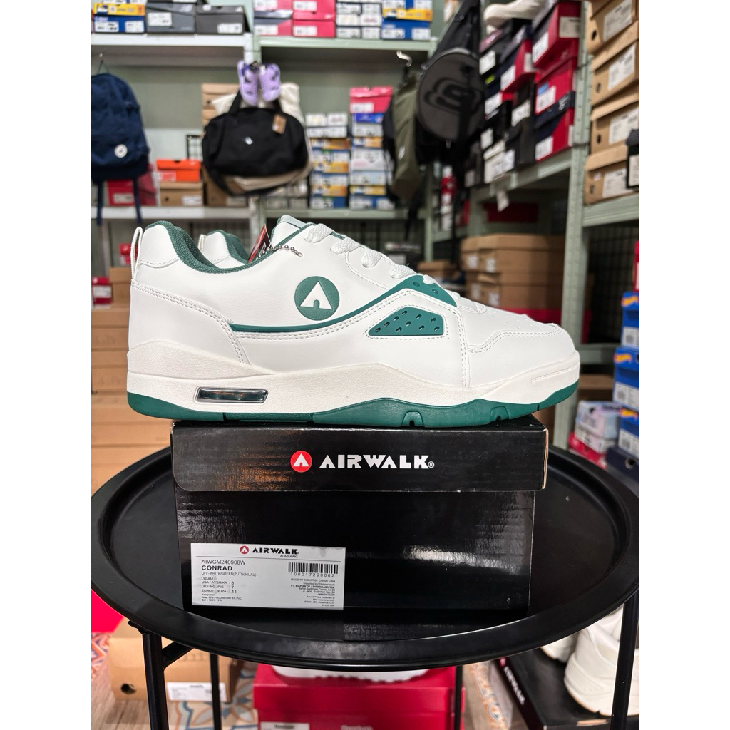 Jual Sepatu airwalk CONRAD off white green size 41 dan 42 | Shopee ...