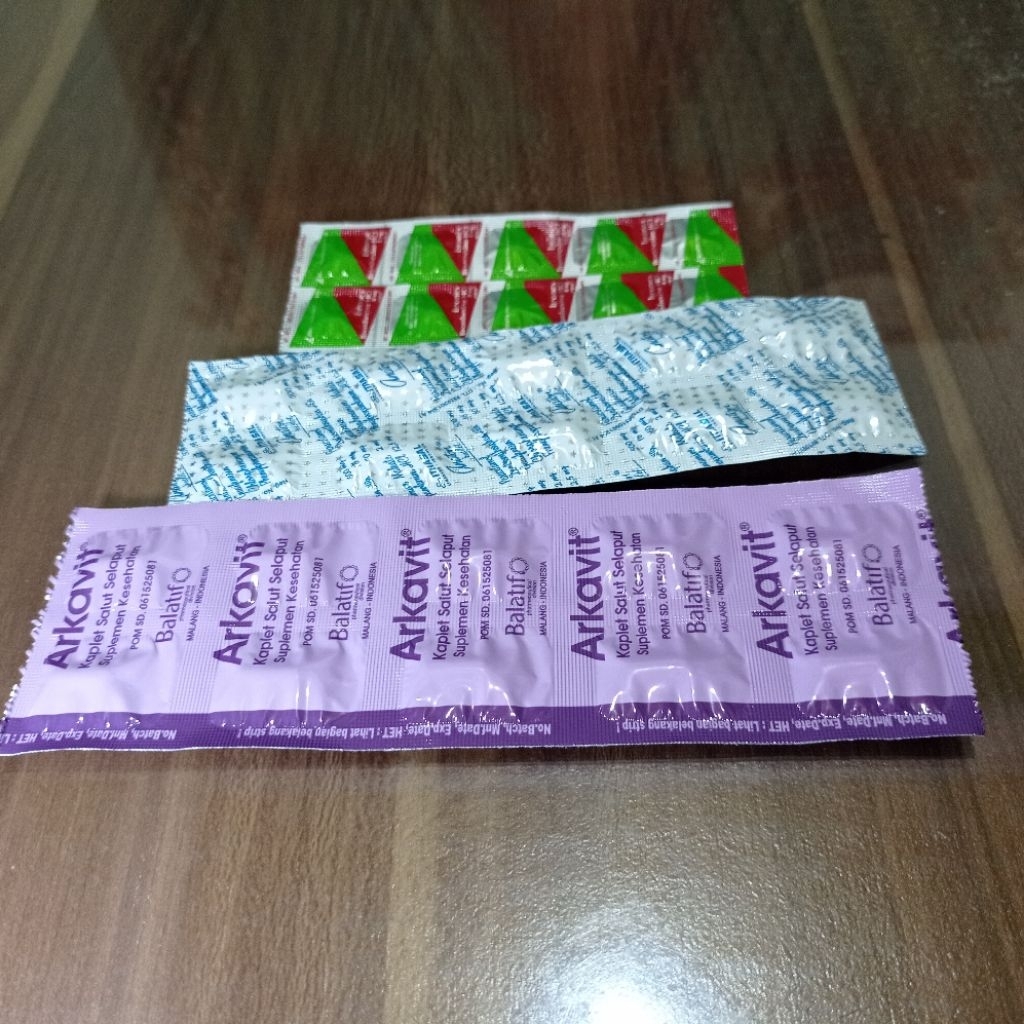 Jual PAKET YANG EFEKTIF (3 lembar) untuk Influenza dan batuk dengan ...