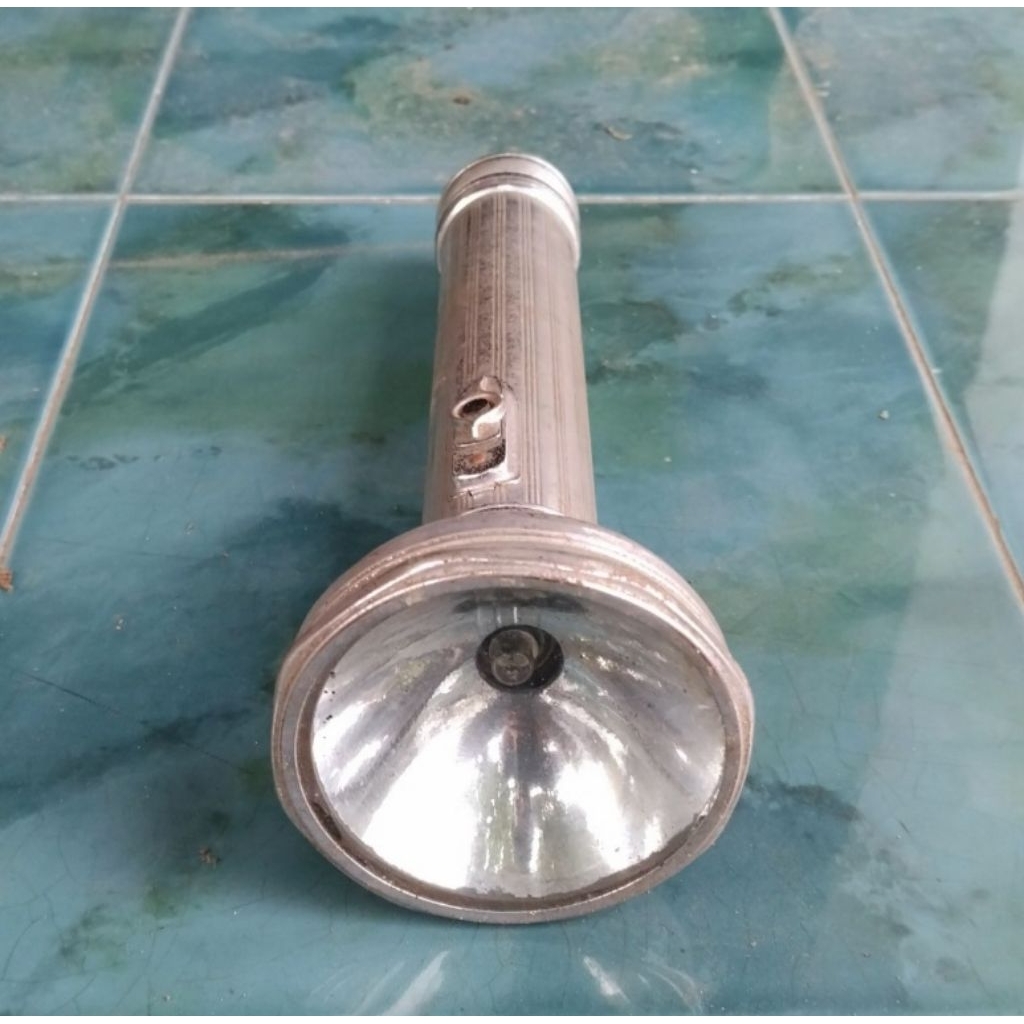 Jual Lampu senter jadul lampu senter 3 batre EVEREADY Classic | Shopee ...