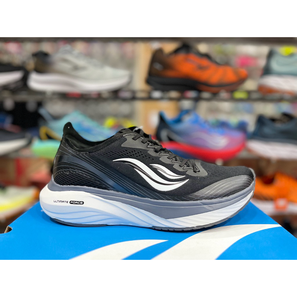 Jual Sepatu Running DESLE MAGNUM Black White | Shopee Indonesia