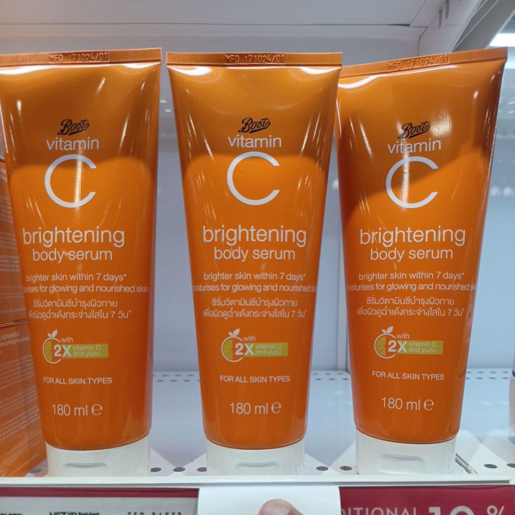 Jual BOOTS Vitamin C Brightening Body Serum Lotion Tubuh Badan Original ...