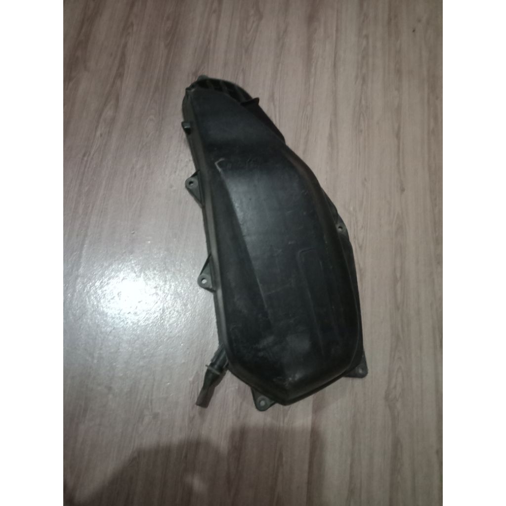 Jual tutup bok pilter saringan udara pario 125kzr seken original ...