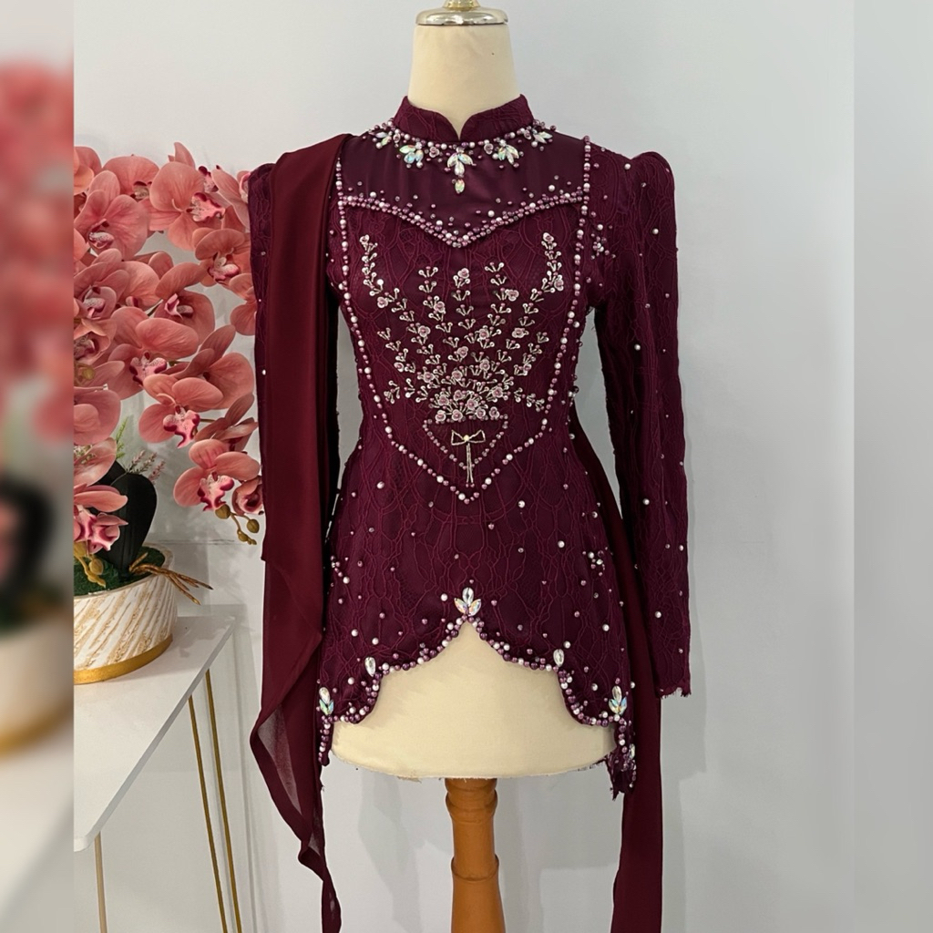 Jual KEBAYA PURING CHANTILY /centili FULL PAYET KOMBINASI PAYET JEPANG ...
