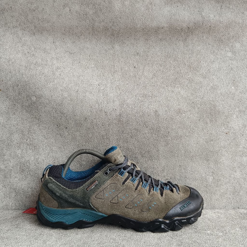 Jual Sepatu Hiking Low HUMTTO ll Size 42 Fit 41,5 | Shopee Indonesia