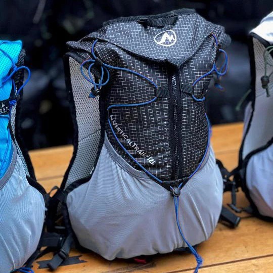 Jual Hydropack Monte Equipment Vertical Trail - Running Pack 12 L - Tas ...