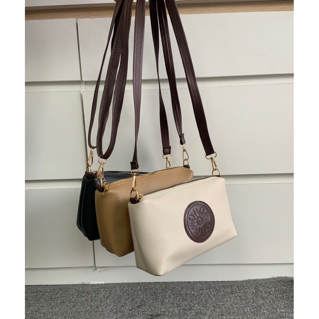 Jual Bailey Polos - Tas Selempang Wanita | Shopee Indonesia