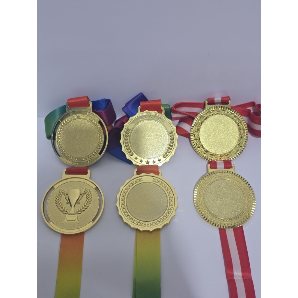 Jual Medali Kuningan Logam Satuan free tulisan | Shopee Indonesia