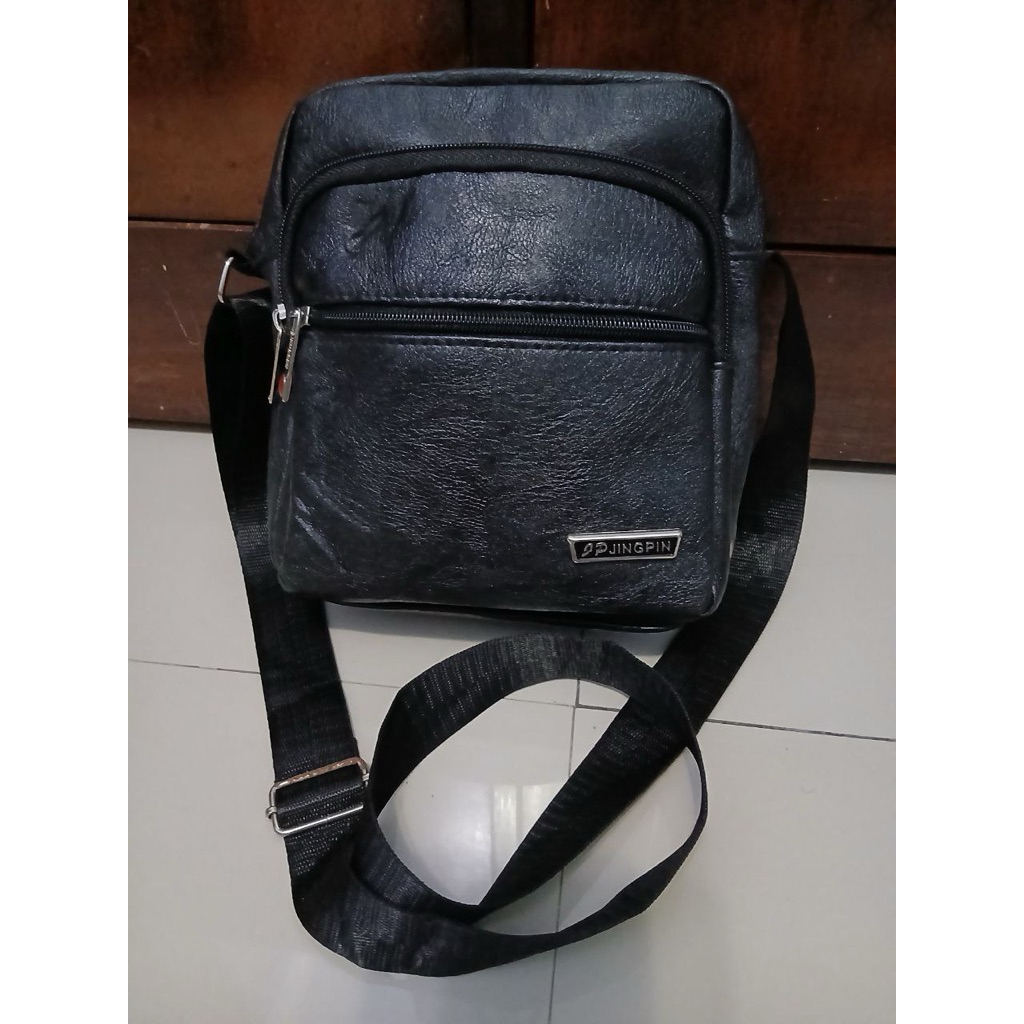 Jual preloved tas slingbag cowok brand Jingpin | Shopee Indonesia